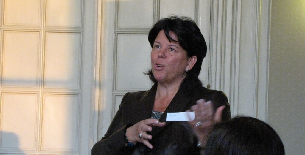 Brigitte Ullens de Schooten - Out of the box / Atelier pédagogique à ...